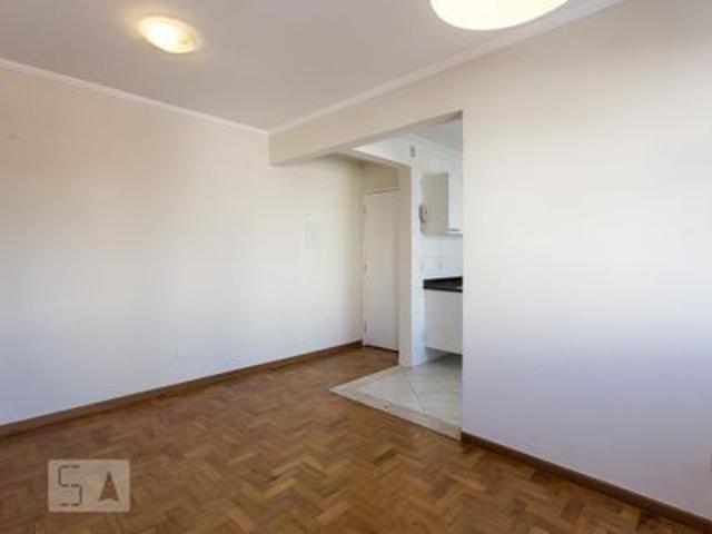 Apartamento para alugar com 70m², 2 quartos e 1 vaga