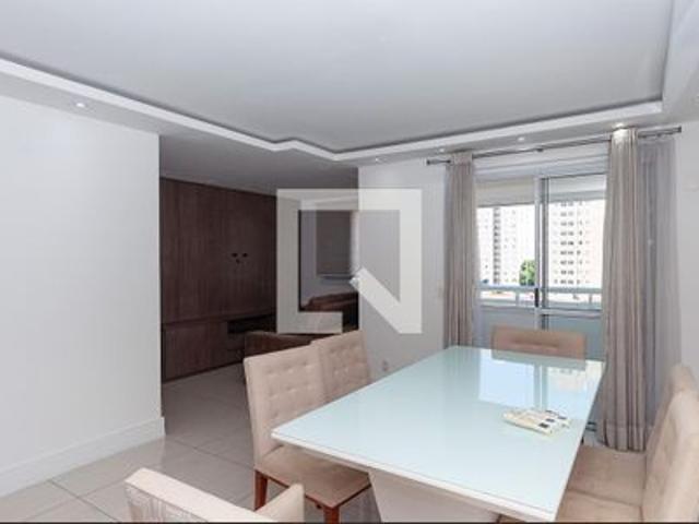 Apartamento para alugar com 70m², 2 quartos e 1 vaga