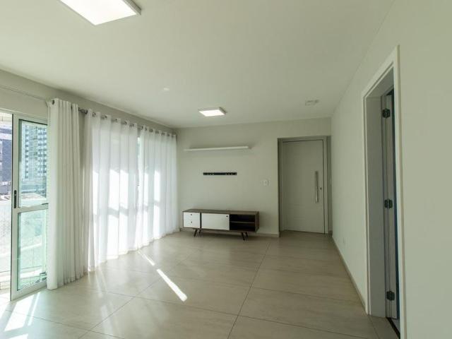 Apartamento para alugar com 70m², 2 quartos e 2 vagas