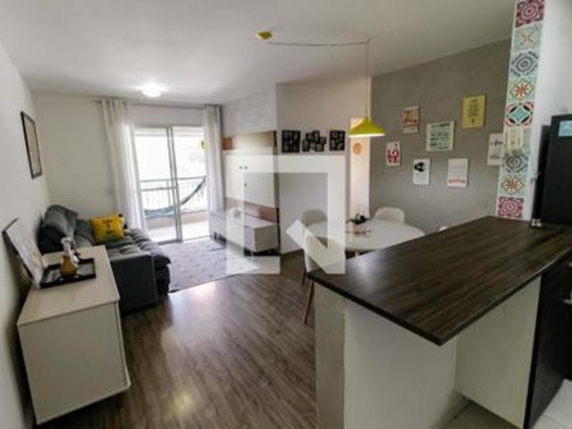 Apartamento para alugar com 70m², 3 quartos e 1 vaga