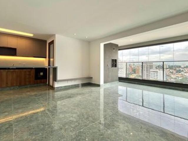 Apartamento para alugar com 72m², 1 quarto e 1 vaga