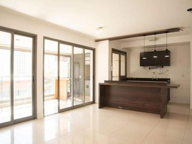 Apartamento para alugar com 72m², 1 quarto e 2 vagas