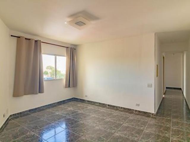 Apartamento para alugar com 72m², 2 quartos e 1 vaga