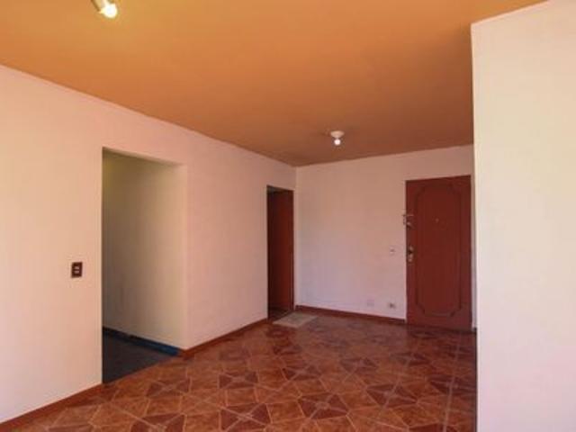 Apartamento para alugar com 74m², 2 quartos e 1 vaga