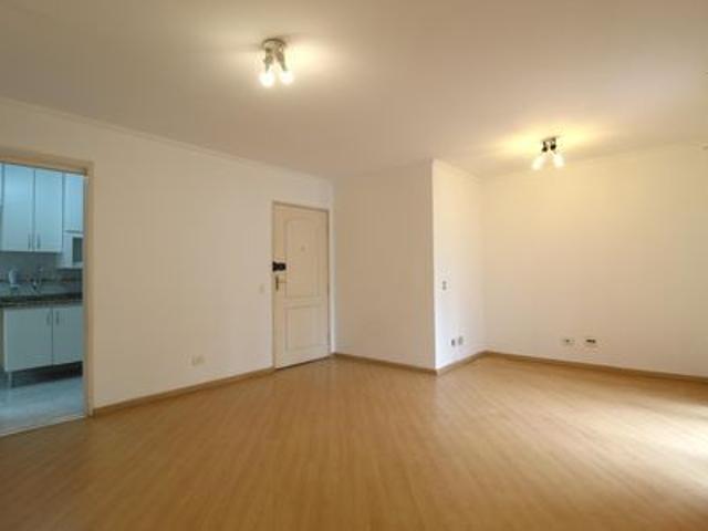 Apartamento para alugar com 74m², 2 quartos e 1 vaga