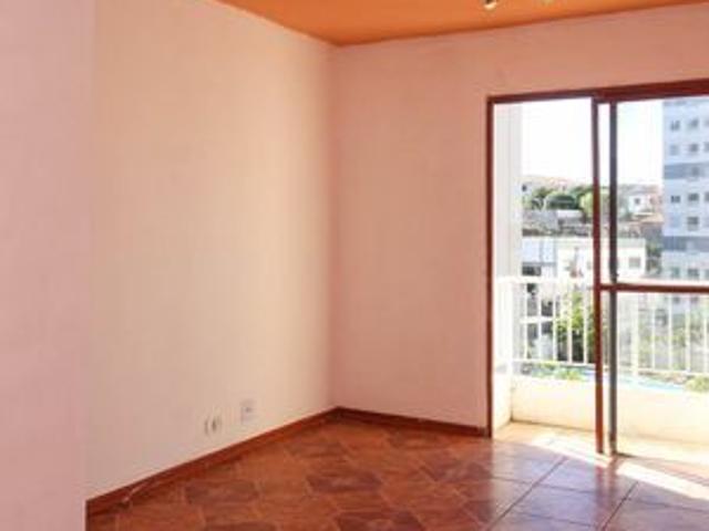 Apartamento para alugar com 74m², 2 quartos e 1 vaga