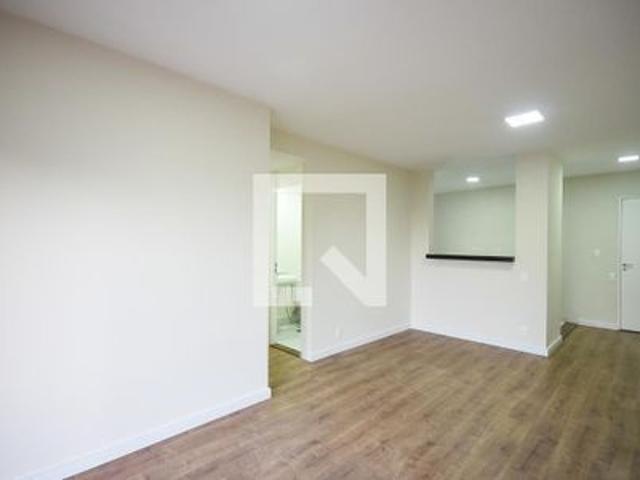 Apartamento para alugar com 74m², 3 quartos e 1 vaga