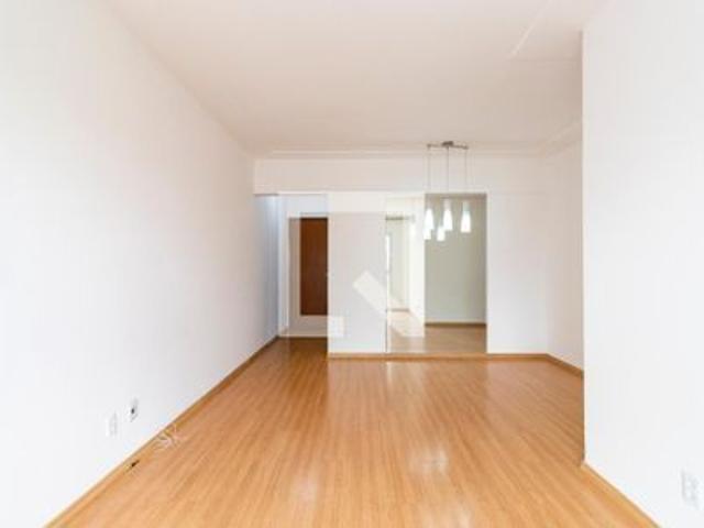 Apartamento para alugar com 75m², 3 quartos e 1 vaga