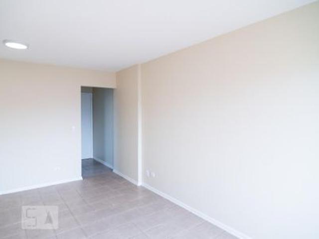 Apartamento para alugar com 75m², 3 quartos e 2 vagas