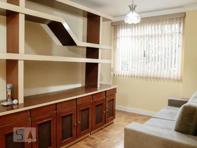 Apartamento para alugar com 78m², 3 quartos e 1 vaga