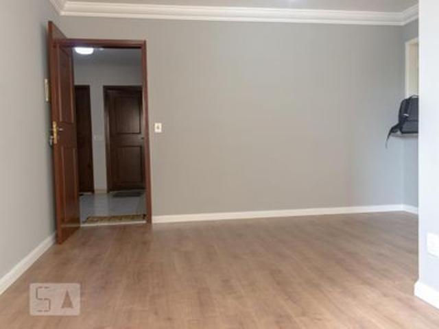 Apartamento para alugar com 80m², 3 quartos e 1 vaga