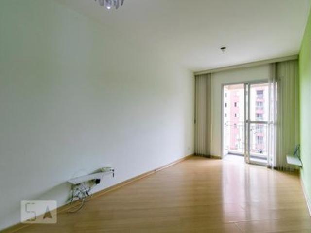 Apartamento para alugar com 80m², 3 quartos e 1 vaga