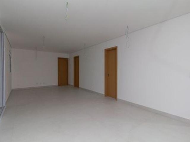 Apartamento para alugar com 81m², 2 quartos e 2 vagas