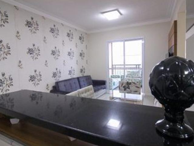 Apartamento para alugar com 81m², 3 quartos e 1 vaga