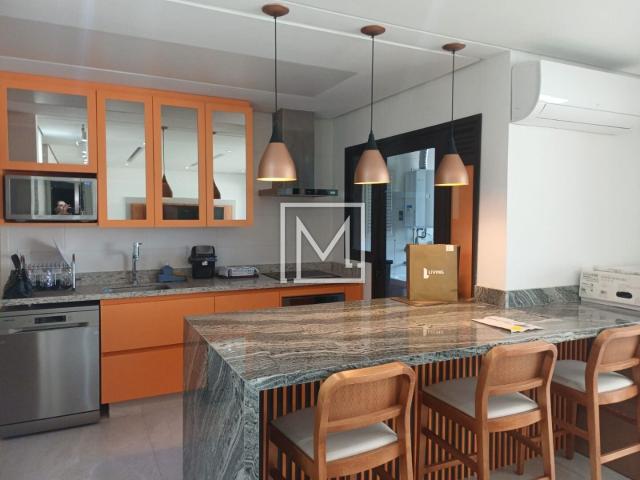 Apartamento para alugar em Aclimação · 2 dorm · Mega Brasil Imóveis