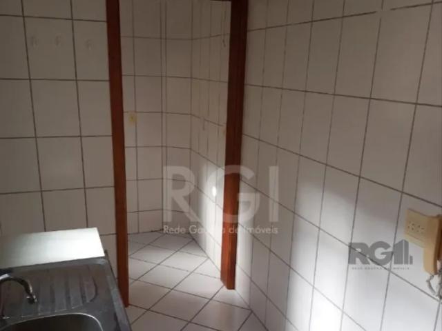 Apartamento para alugar no bairro Petrópolis com 75 m² e 2 dormitórios/quartos