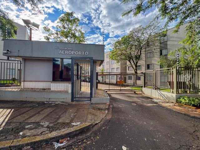 Apartamento para alugar no Ed Residencial Aeroporto I na região Leste de Londrina Pr