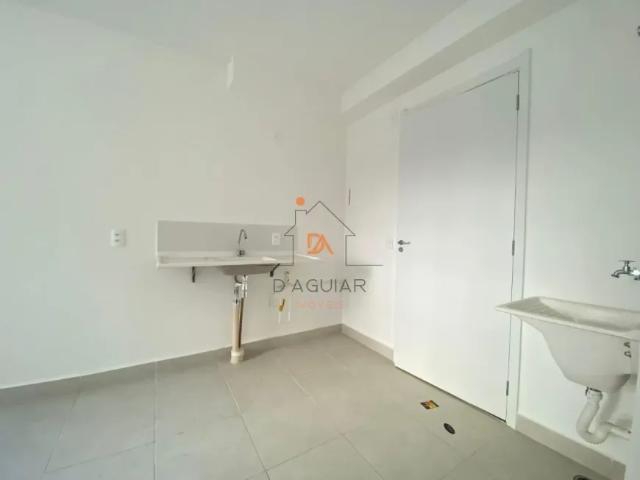Apartamento para alugar com 35m² e 2 dormitórios no bairro Parque Novo Mundo