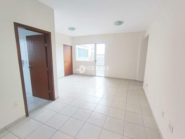 Apartamento para alugar, SÃO SEBASTIÃO Divinópolis/MG