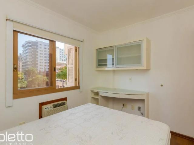 Apartamento para alugar semimobiliado no Bela Vista