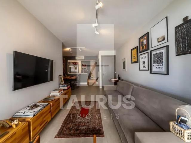 Apartamento para alugar/vender com 3 quartos sendo 2 suítes na Vila Nova Conceição São Paulo SP