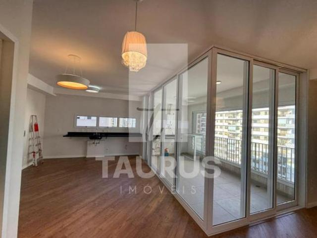 Apartamento para comprar com 2 suítes, em Moema São Paulo SP