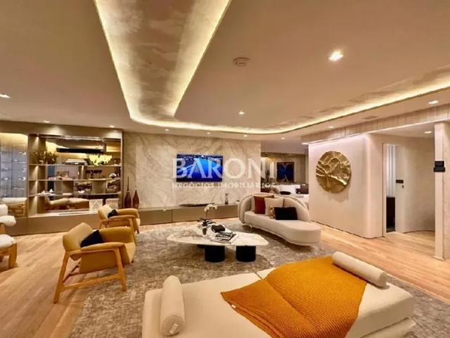Apartamento para comprar em Moema, 253 m², varanda gourmet, 3 suítes, 3 vagas, lazer completo, próxi
