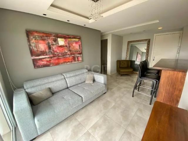 Apartamento Para Comprar no Karpathos com 2 Dormitórios transformado em 1 suite com closet