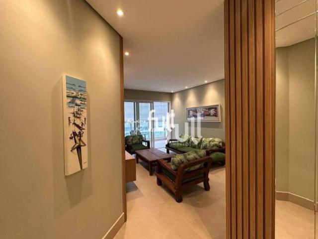 Apartamento para comprar na Riviera de São Lourenço