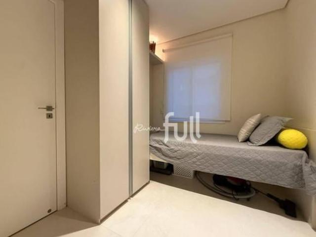 Apartamento para comprar na Riviera de São Lourenço