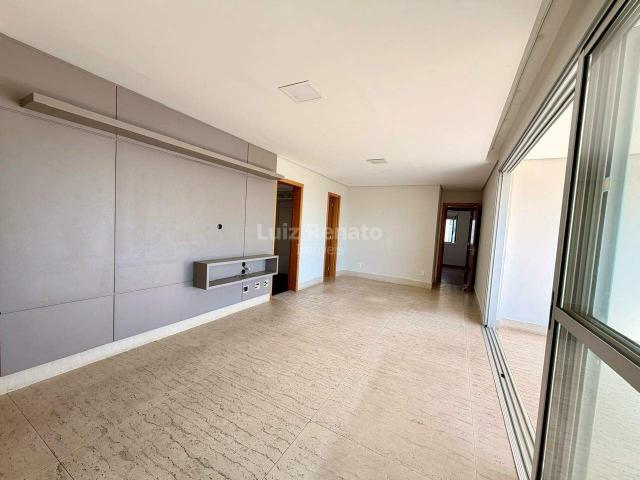 Apartamento para locação, 4 quartos com suíte, área aproximada de 123m² na Savassi