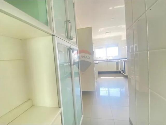 Apartamento para locação, 3 suítes, 3 vagas de garagem no Campo Belo de 154 m2