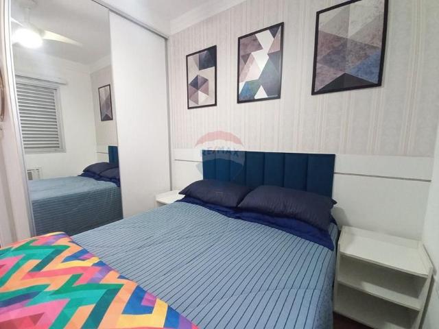 Apartamento para locação anual na praia da Enseada no Guarujá