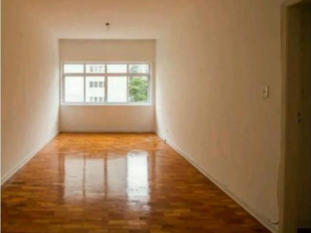 APARTAMENTO para Locação Apto reformado com 2 dormitórios com armários, sala ampla para 2 ambiente