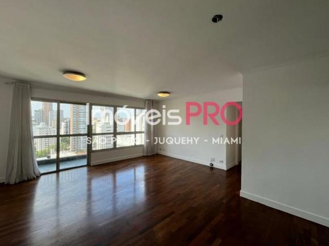 Apartamento para locação com 114m² em Moema São Paulo