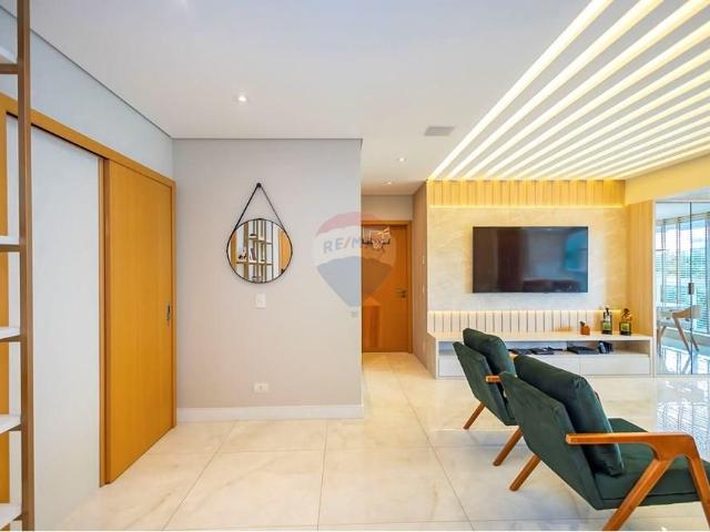 Apartamento para locação com 129m², 3 quartos, sendo 3 suítes, e 2 vagas no condomínio clube Acquarelle, no Ecoville Curitiba/PR, por R$ 8.500,00