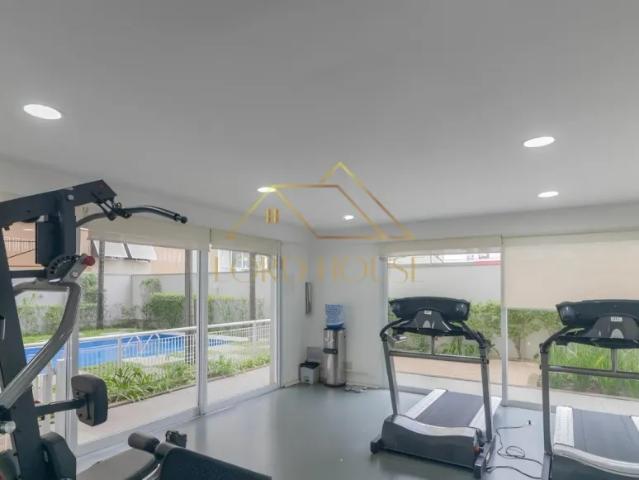 Apartamento para locação com 150m² no Jardins. O imóvel possui 3 suítes e 3 vagas