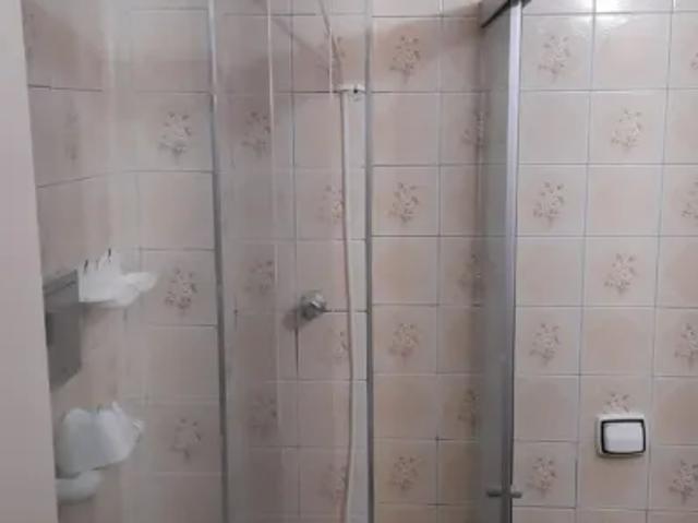 APARTAMENTO para locação, com 1 quarto, 2 salas, 1 banheiro, area de serviço, sem vaga de garagem e