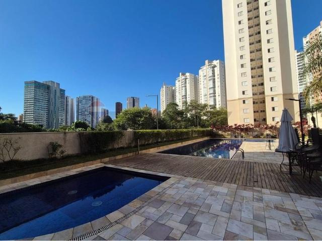 Apartamento para locação com 2 dormitórios, 1 vaga rotativa, 1 suíte, 2 banheiros na Vila Andrade 52m2