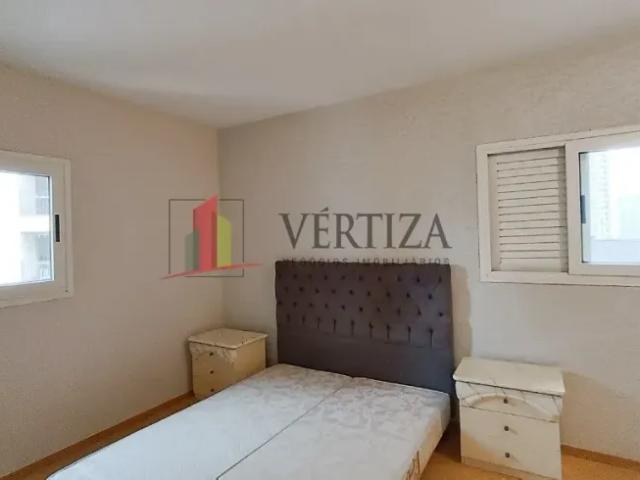 Apartamento SEMI MOBILIADO para locação com 76m² na Vila Olímpia