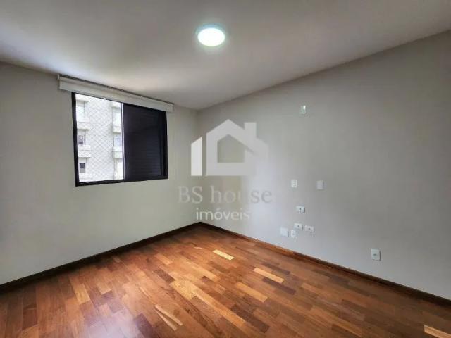 Apartamento para locação, com planejados e 260m² Bairro Jardim
