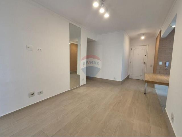 Apartamento para locação com quarto, 1 banheiro, 1 vaga de garagem em Moema Pássaros, 50m2