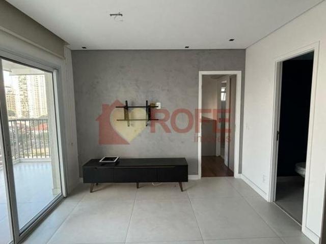 Apartamento para locação de 65m² com 2 dormitorios se 1 suites