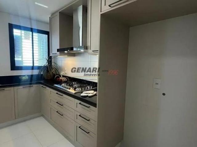 Apartamento para LOCAÇÃO E VENDA MOBILIADO com 3 suítes no Edifício Luiza Tomazelli, no bairro Vi