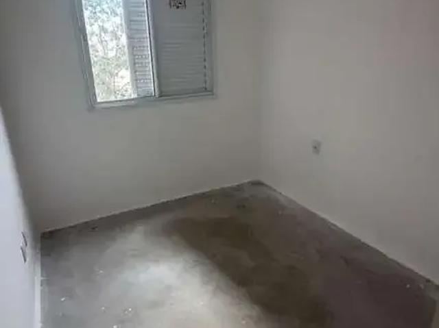 Apartamento para Locação em Taboão da Serra/SP Jardim Três Irmãos 2 Quartos
