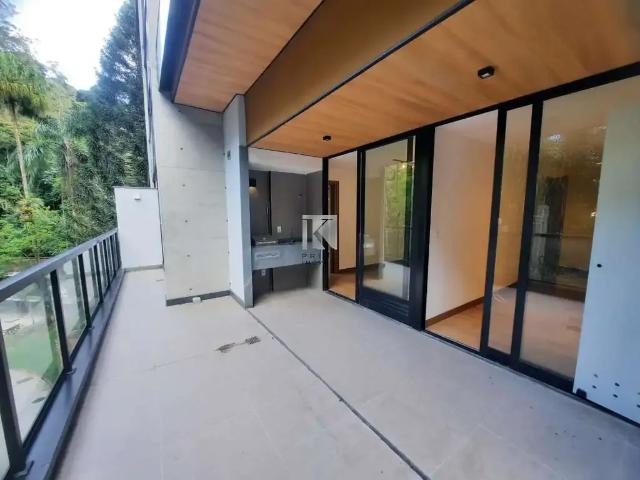 Apartamento para Locação em Teresópolis/RJ Alto 2 Quartos