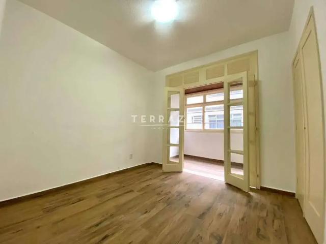 Apartamento para Locação em Teresópolis/RJ Alto 2 Quartos