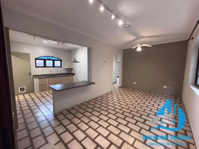 Apartamento para Locação em Ubatuba/SP Itaguá 2 Quartos