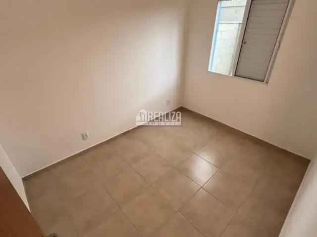 Apartamento para Locação em Uberaba/MG Jardim do Lago 2 Quartos