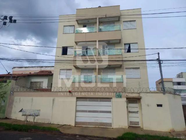 Apartamento para Locação em Uberlândia/MG Carajás 2 Quartos